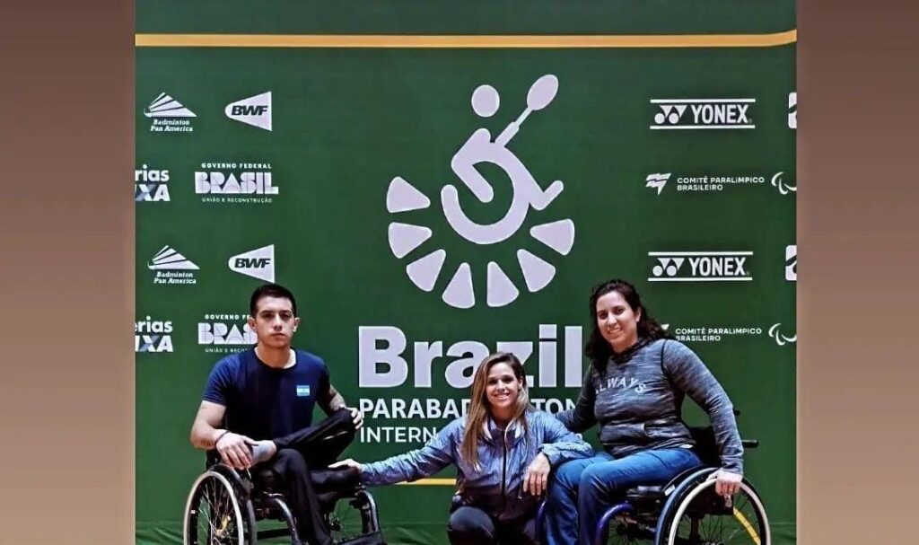 PARABADMINTON: RUTH VICENTE Y SEBASTIÁN ROBLEDO SUMARON PUNTOS CLAVES ...
